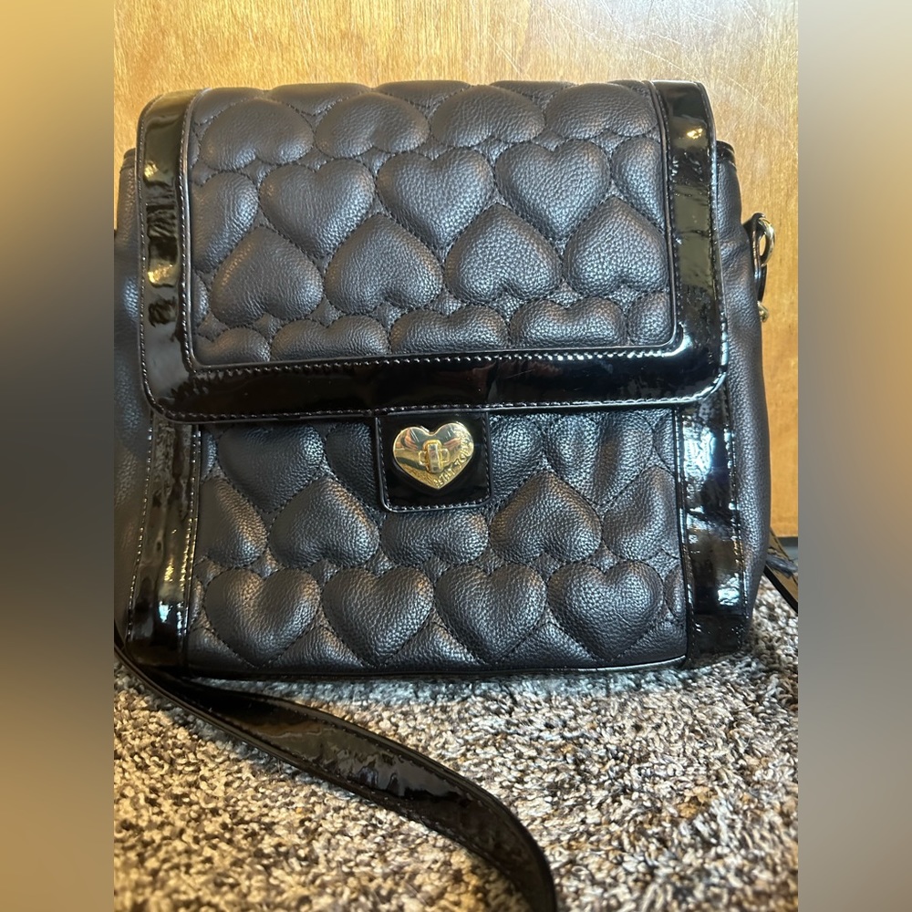 Betsy Johnson Leather Purse. Heart Design Is Sewn Int… - Gem